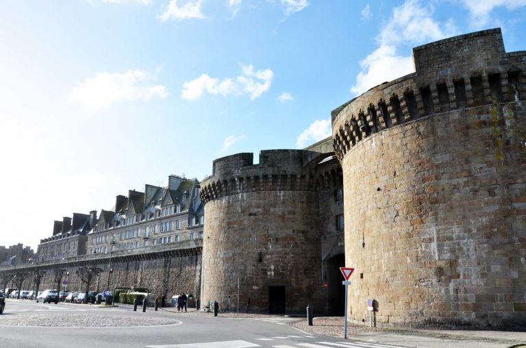 Saint Malo: cosa vedere e come raggiungere la città corsara